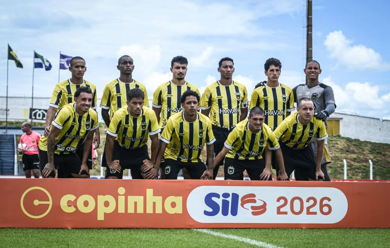 Com um jogador a mais no 2° tempo, Volta Redonda é derrotado e se ...